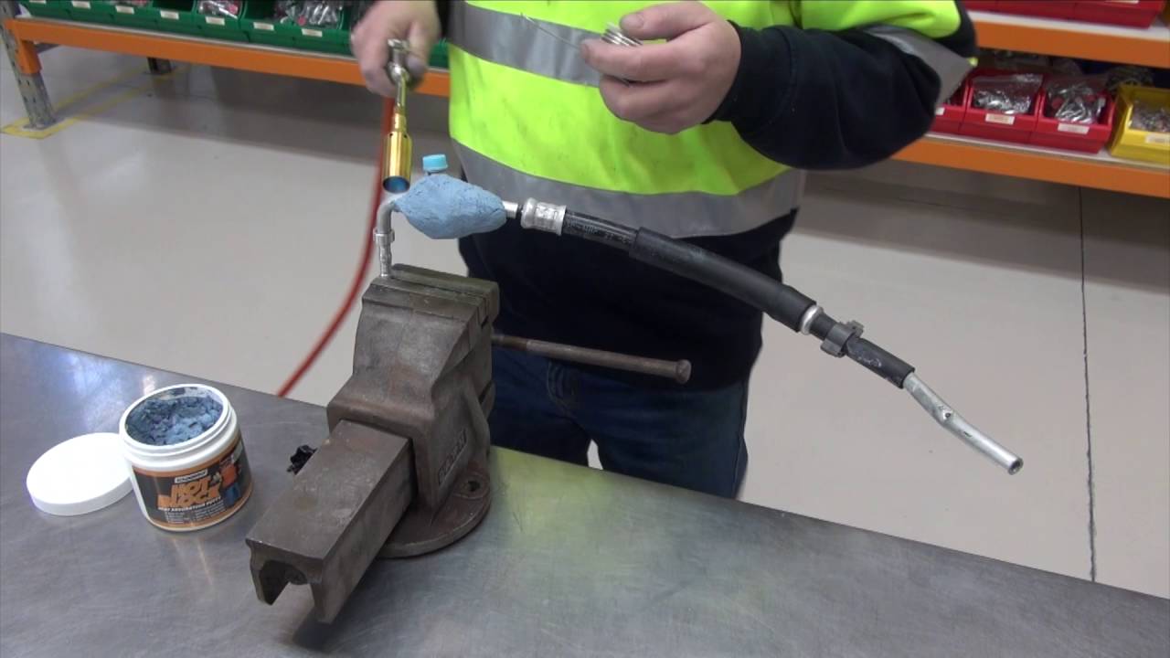 HOTBLOCK on an Automotive discharge line - YouTube