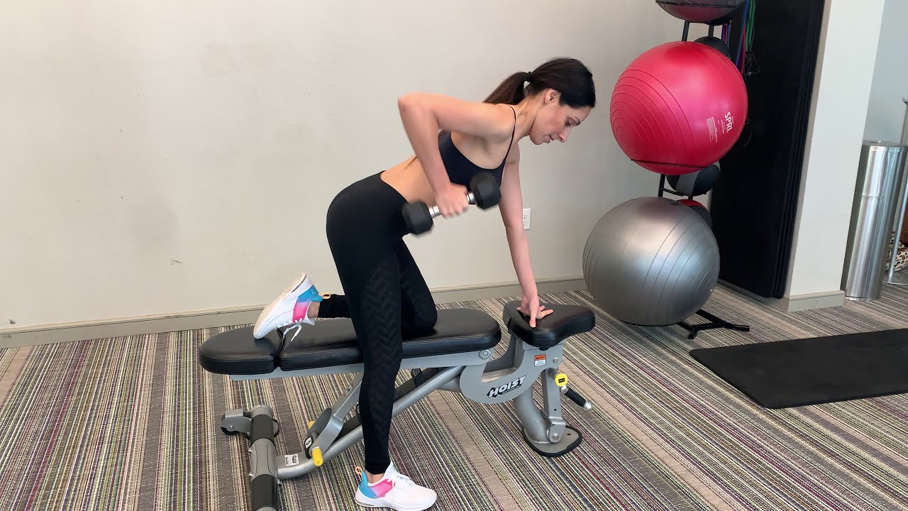 How to do a Dumbbell Back Row - YouTube