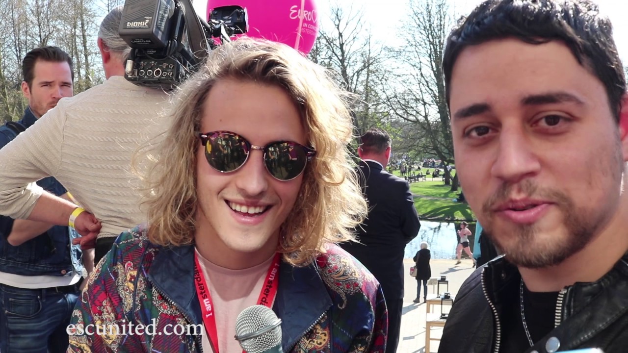 Manel Navarro (Spain) Interview | Eurovision Song Contest 2017 - YouTube