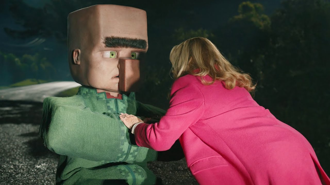 Woman Finds A Minecraft Character In The Real World And Falls In Love ...