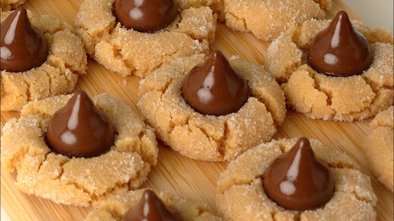 멈출수 없는 달콤한 맛! 바삭바삭 쿠키와 부드럽고 촉촉한 초코의 만남! 🍪 초코쿠키 '피넛버터블러썸' || The PERFECT ...