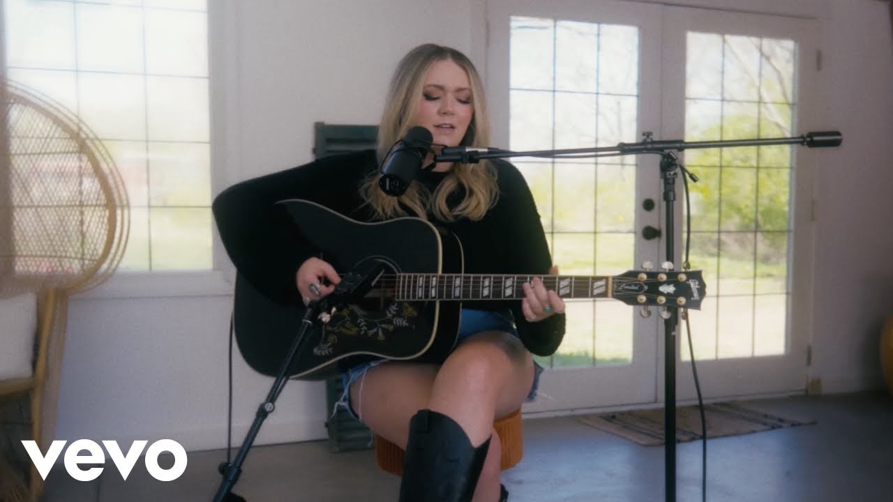 Paige Rose - Dust - YouTube