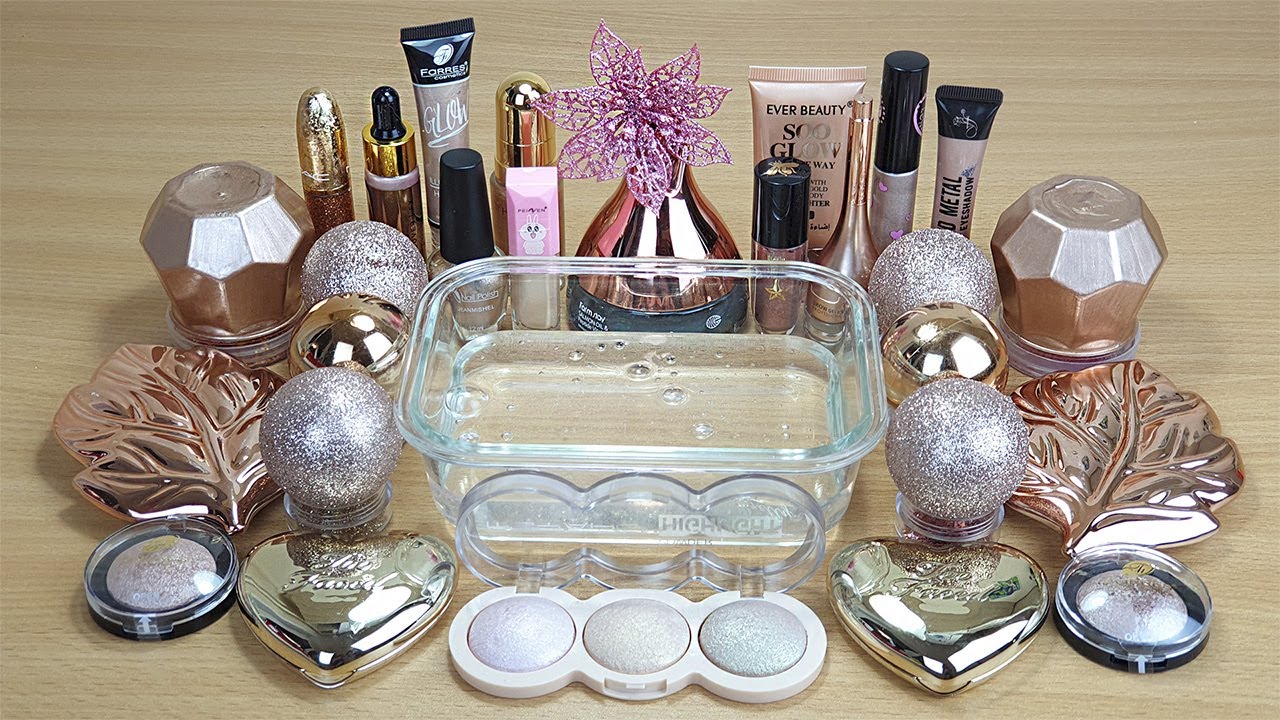 Rose GOLD SLIME Mixing makeup and glitter into Clear Slime Satisfying ...