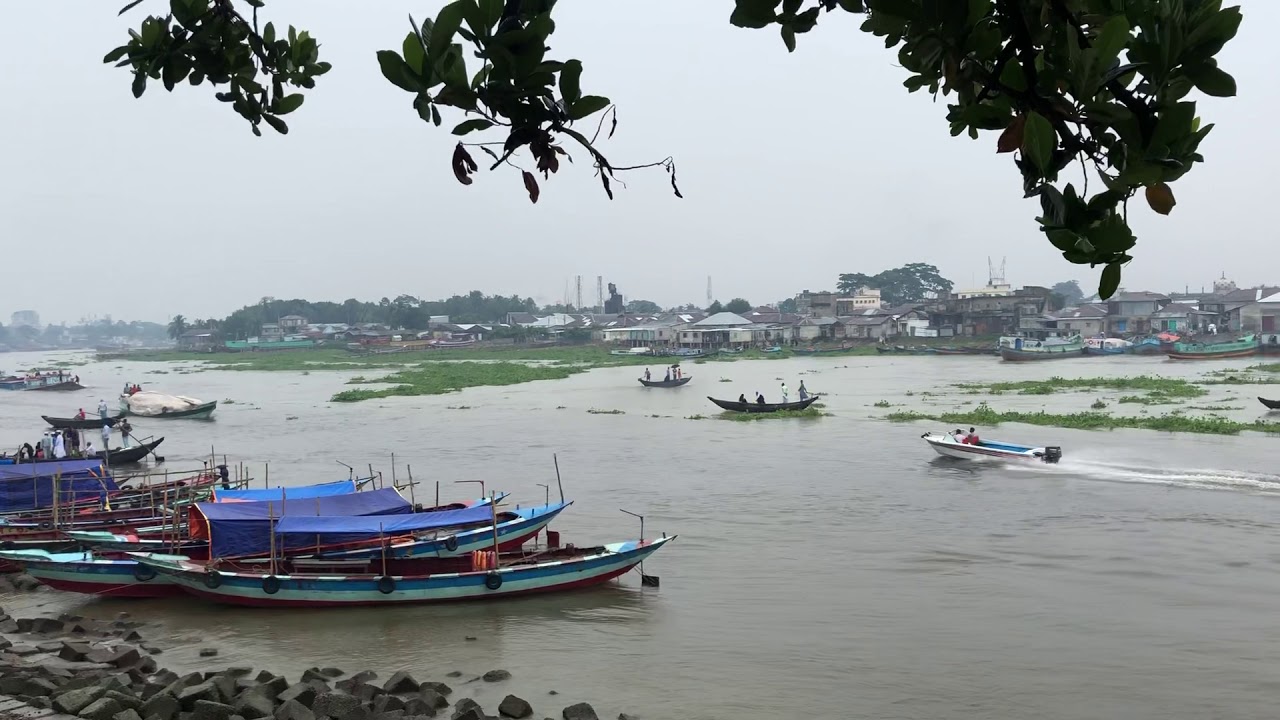 Dakatia River, Chandpur, Bangladesh. - YouTube