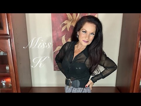 Miss K | Mature Women Timeless Beauty Over 50 | Elegant Fashion Icon