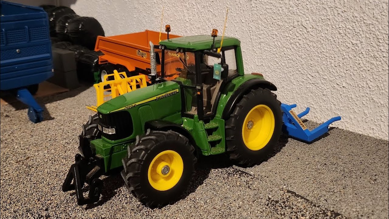 The model farm is back! day 1 season 4 - YouTube