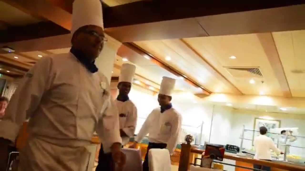 Norwegian Spirit March of the Chefs at Raffles Court Buffet - YouTube