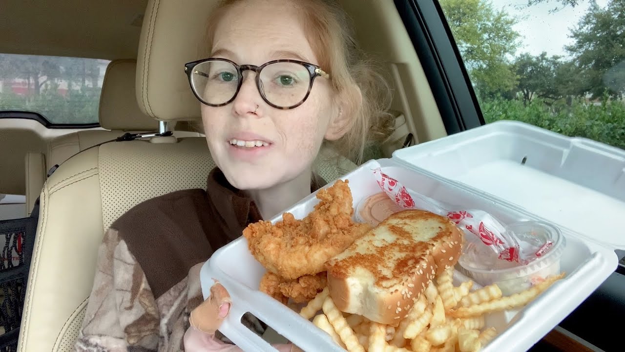 RAISING CANE'S CHEAT DAY | Car Mukbang - YouTube