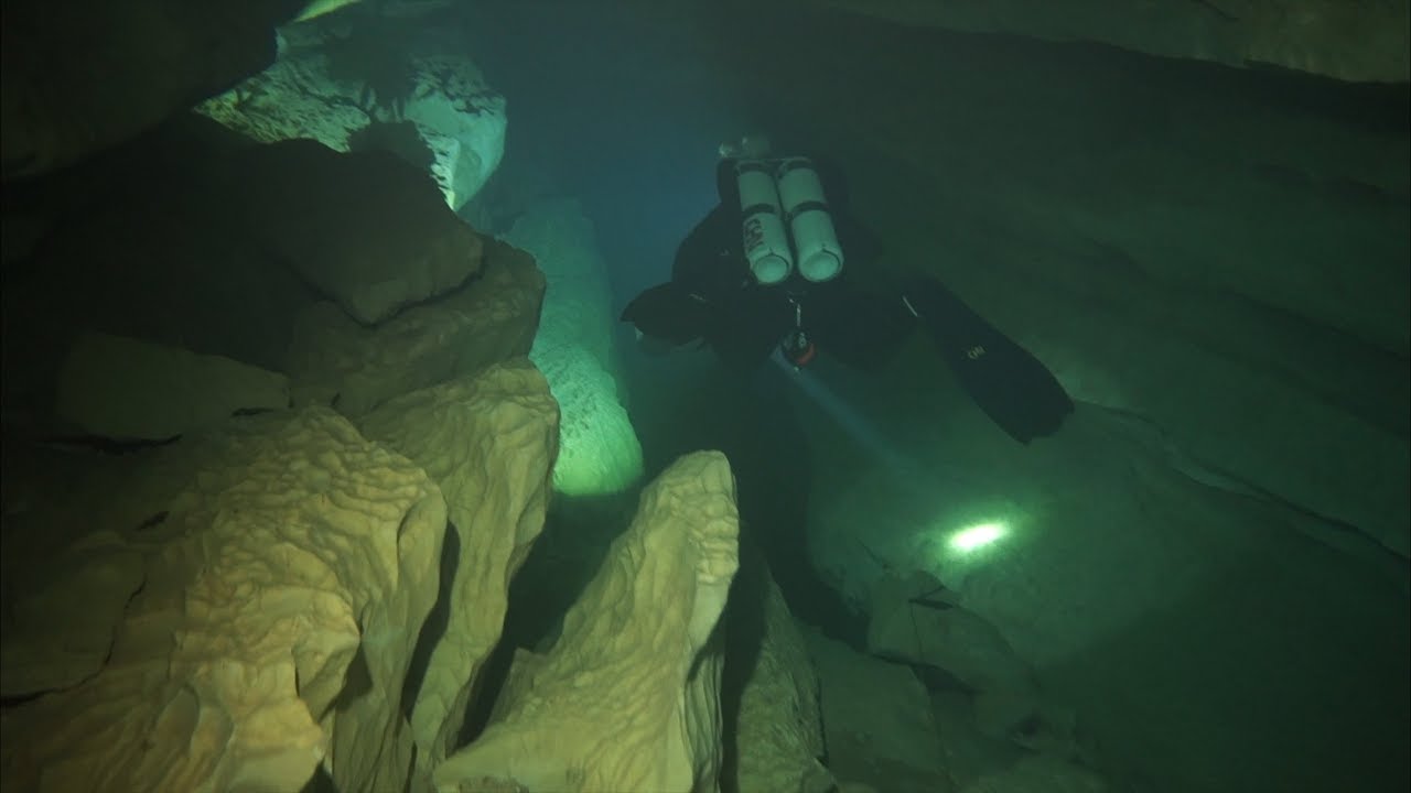 Cave Diving - France Lot | Höhlentauchen Frankreich ( Emergence du ...