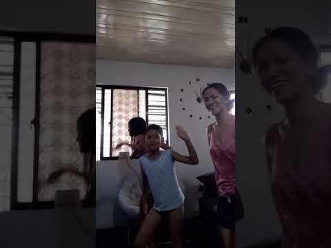 NAGLALABA HABANG MAKALAT \