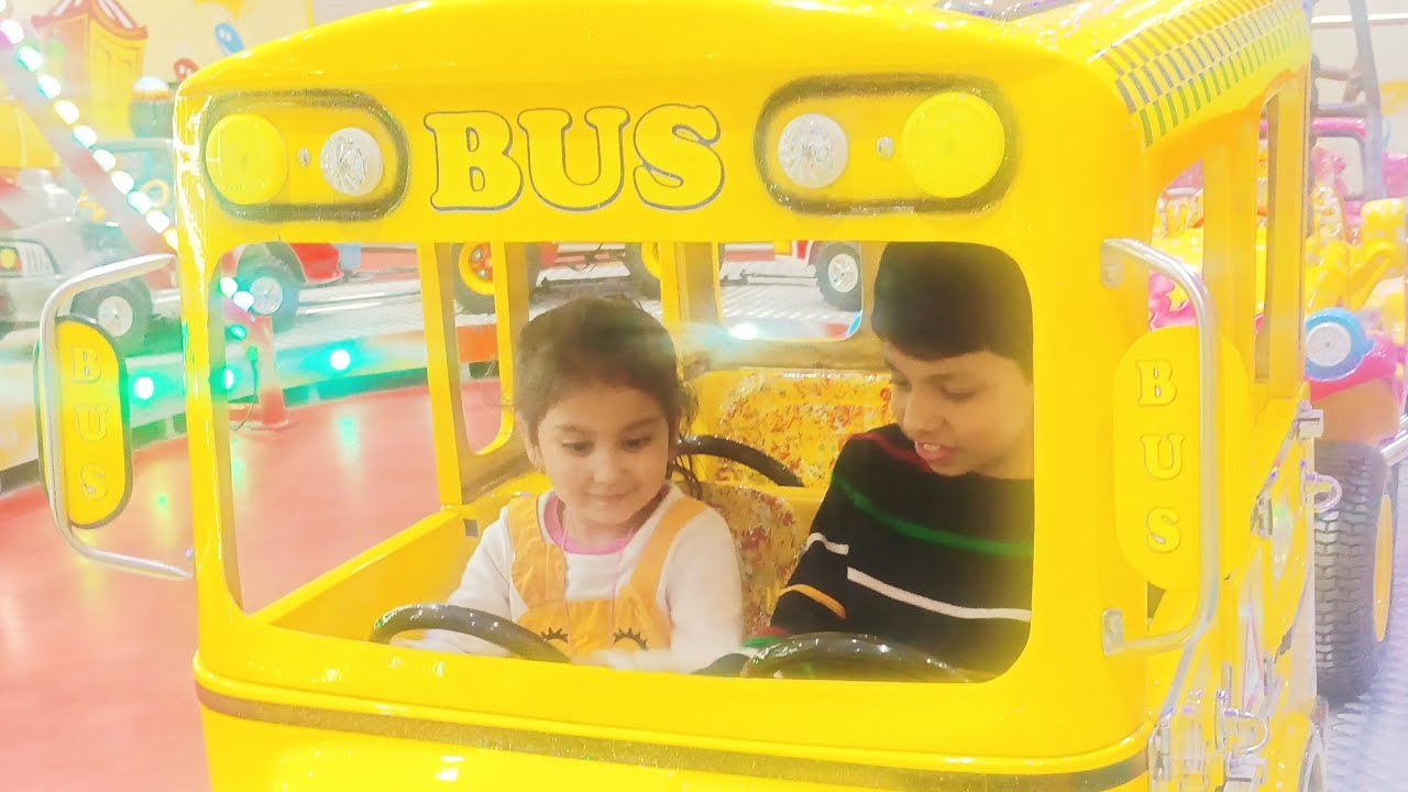 Manya Game Zone me GUM Ho Gyi😳😯😨 Birthday Surprise🎁🎉🐣 - YouTube