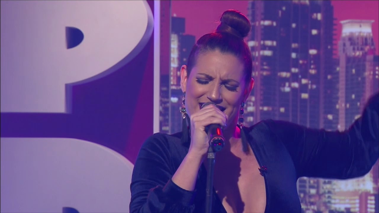 Beatriz “BEA” Cesar - Million Reasons en El Happy Hour Show - YouTube