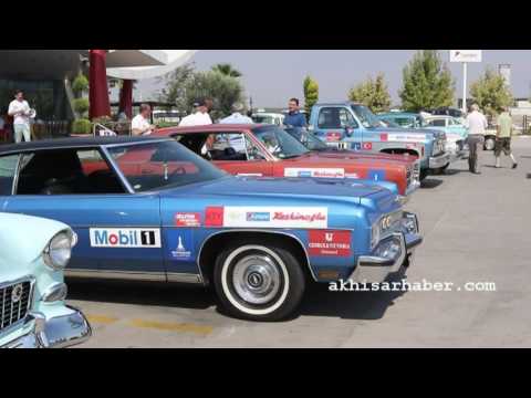 Auto motor & sport klasik otomobilcilerinin durağı Akhisar oldu