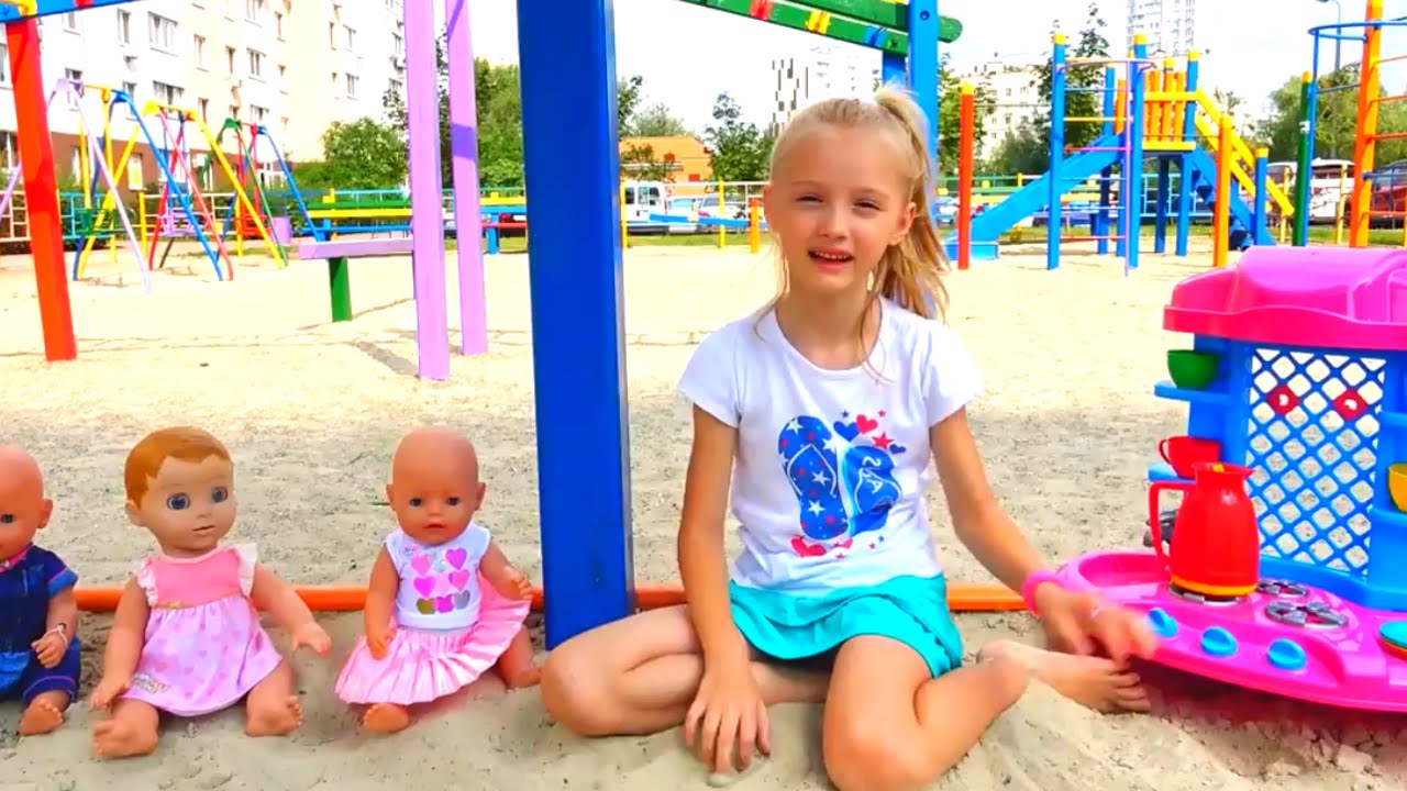 Polina playing cooking with toy Kitchen. Funny breakfast with baby ...