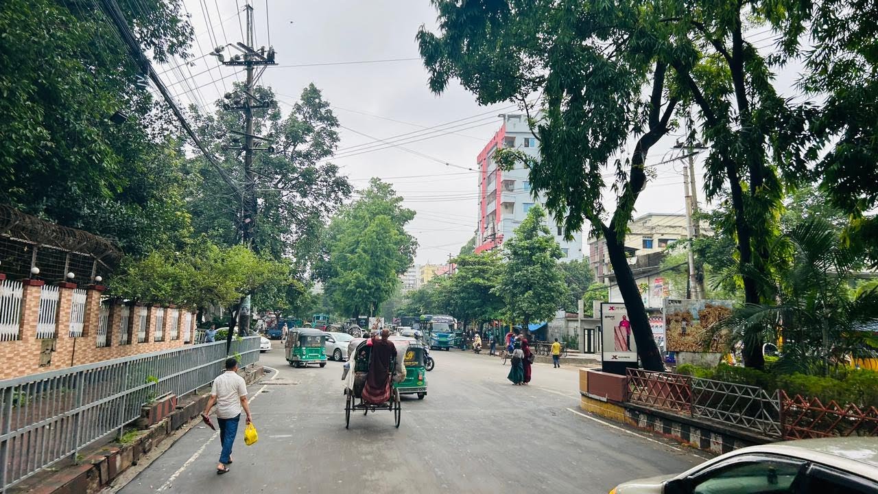Raining Time in Bangladeshi Village || Hazir Hut, Boalkhali- Chittagong ...