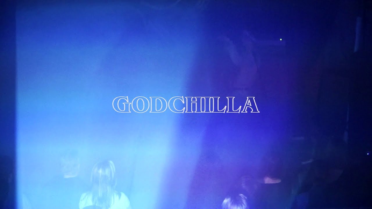 Godchilla - I Love You live @ Norðanpaunk 2019 - YouTube