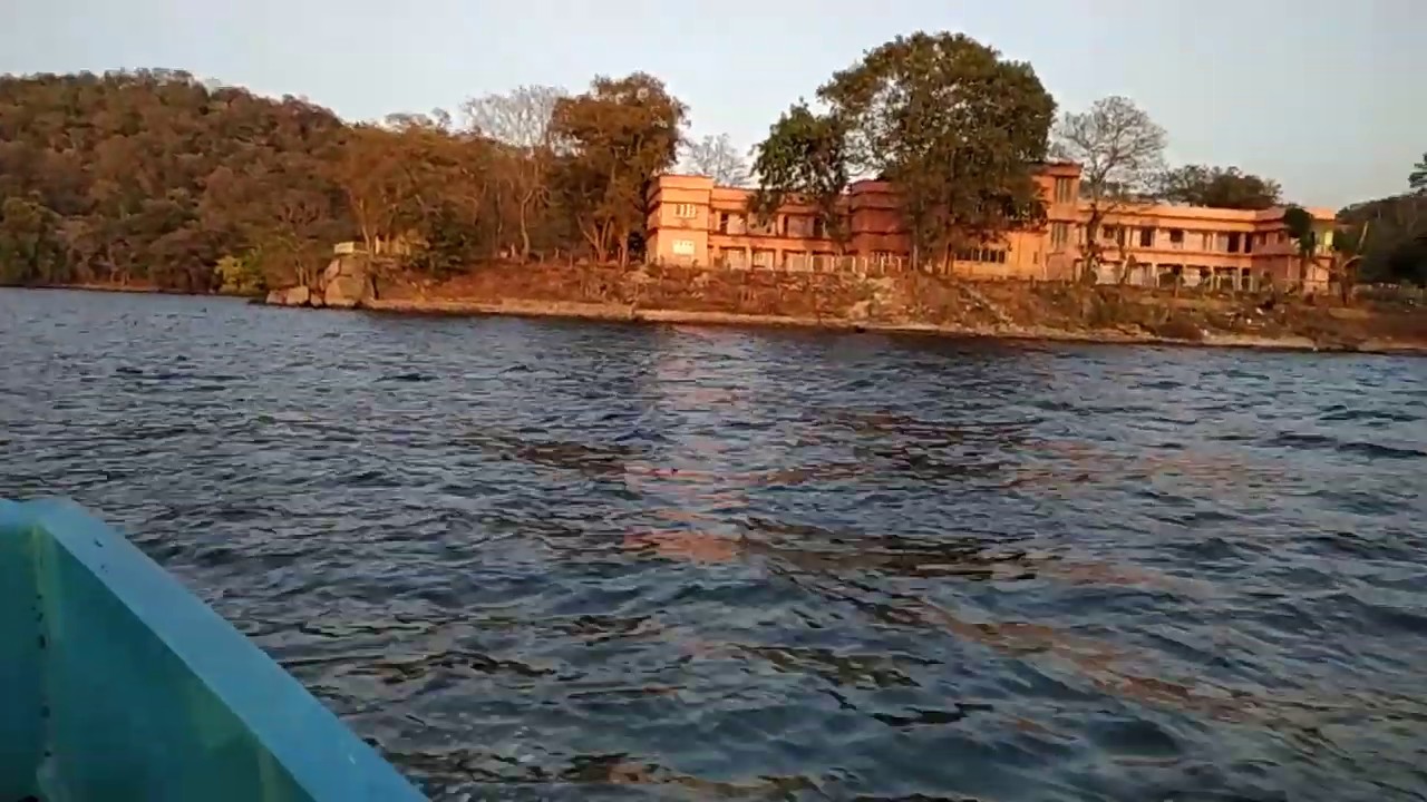 Boat Ride @ Maithon Dam - YouTube