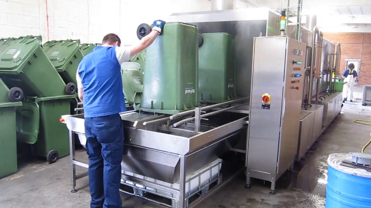 Container Washer MAFO - YouTube