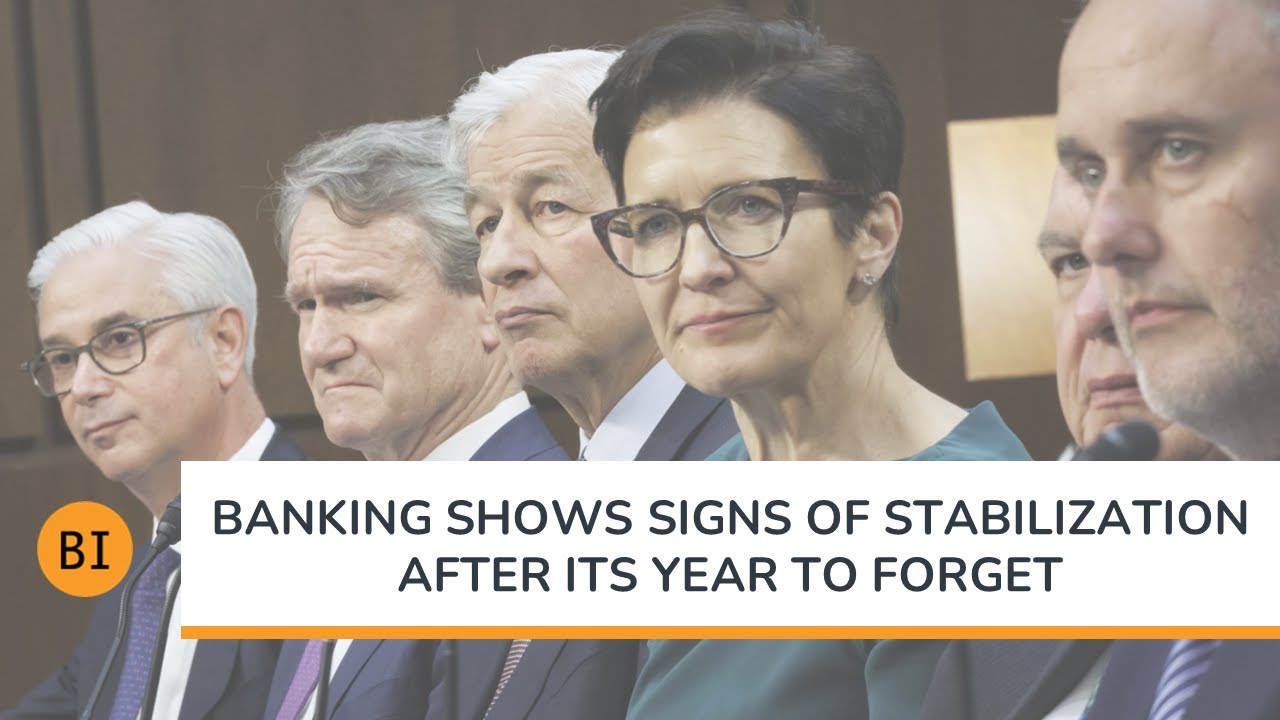 Banking Shows Signs of Stabilization After Its Year to Forget - YouTube