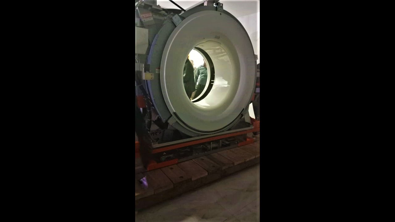 Loading ,Unloading,rigging & Shifting a CT Scan Machine - YouTube