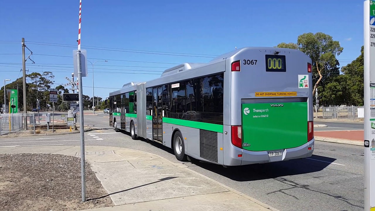 Transperth Volvo B8RLEA (Volgren Optimus) TP3067 Departs Stop 13465 ...