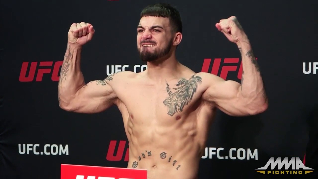 The GOAT Mike "Platinum" Perry weighs in - YouTube