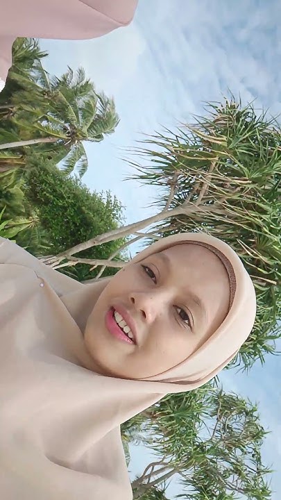 edisi jalan jalan ke pantai 🌊☀ - YouTube