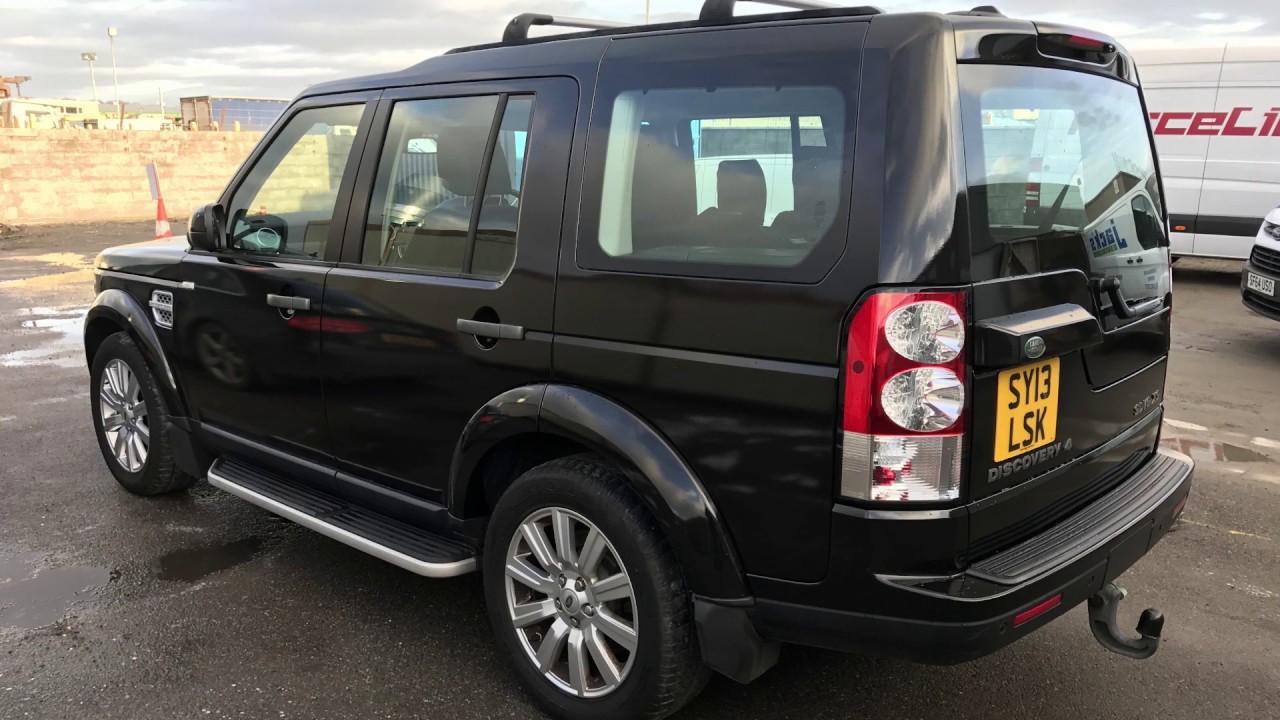 Landrover Discovery full wrap in 3M 1080-G212 Gloss Black Metallic ...