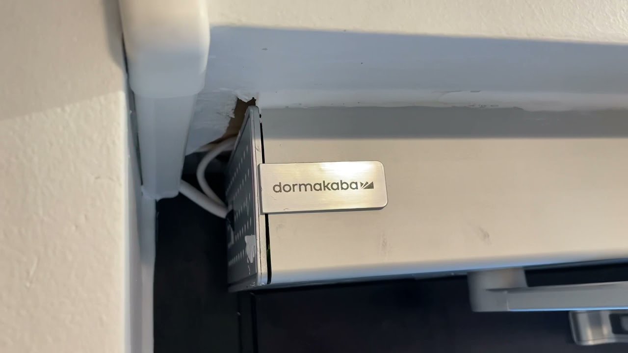 Nullstille elektrisk Dormakaba dørpumpe ed 100 ed 250 - YouTube