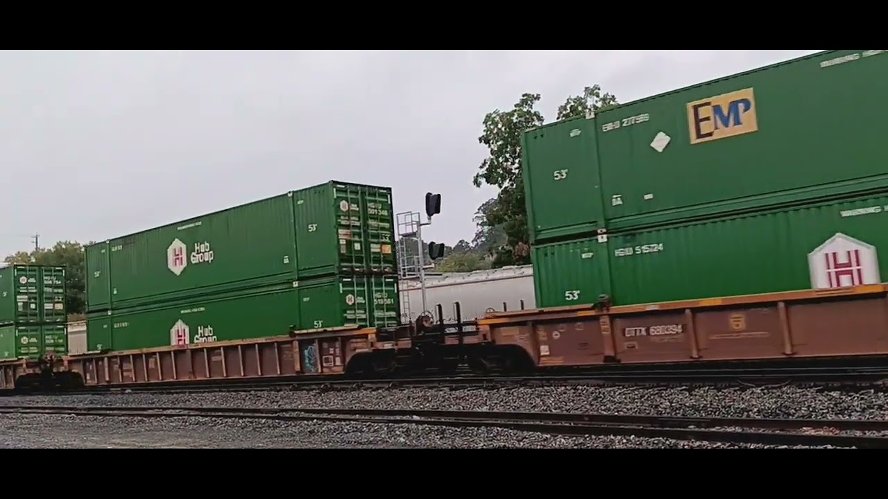 NS 204 with NS 1016 SD70ACE 4600 AC44C6M and NS 1199 SD70ACE - YouTube