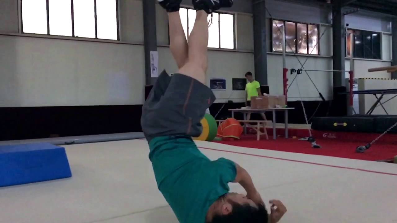 Shanghai Stunt Training Sampler 2016 - YouTube