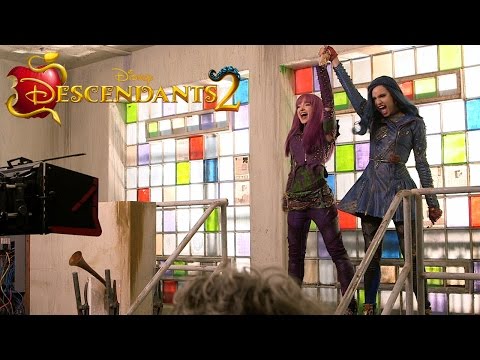 Behind the Scenes First Look | Descendants 2