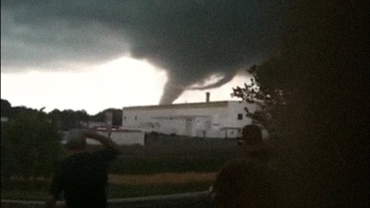 Cullman, Alabama EF4 Tornado 4/27/11 (Rare Video) - YouTube