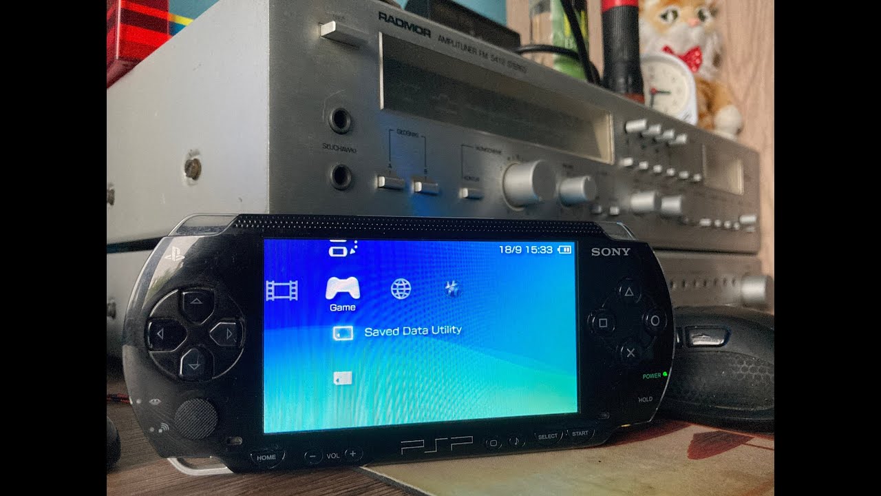 RETRO konsola sony psp fat (1000) - YouTube