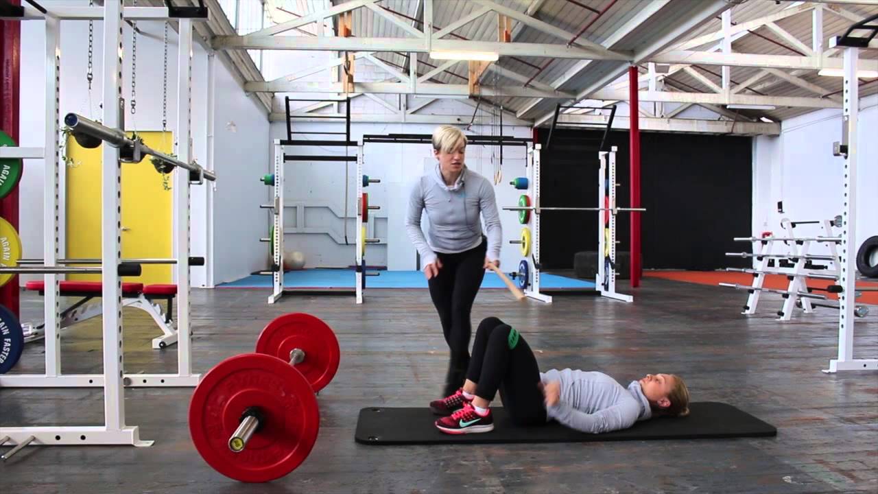Glute Bridge Technique - YouTube