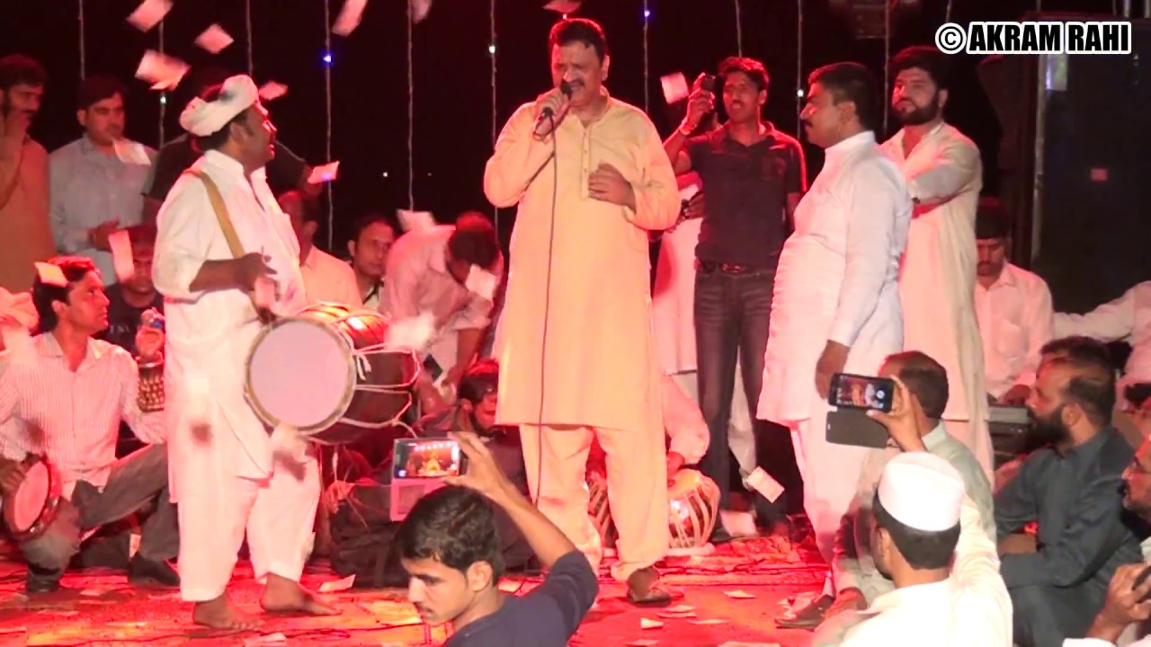 Dil Vich Wasnaen | Akram Rahi | Live Show in Shakargarh, Pakistan 2015 ...