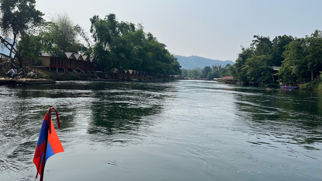 River house in Mouang Fouang - YouTube
