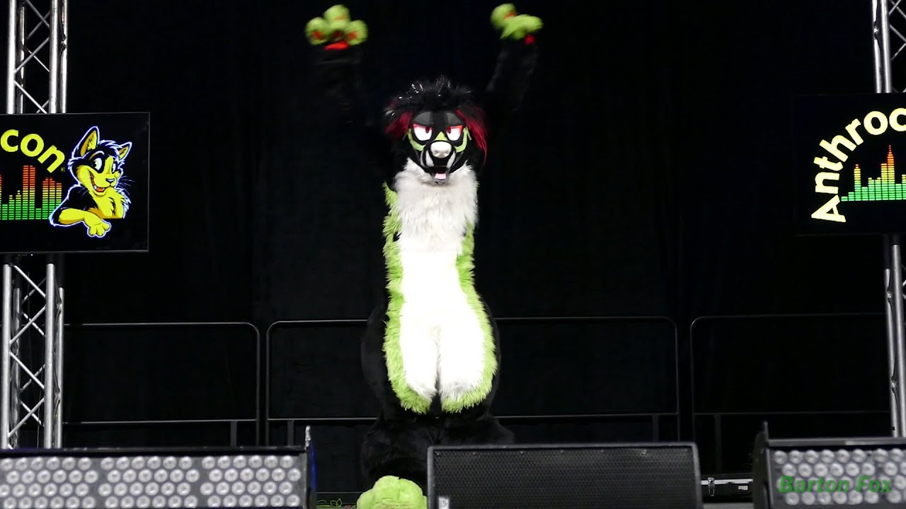 Anthrocon 2015 - Fursuit Dance Competition -Tzuki - YouTube