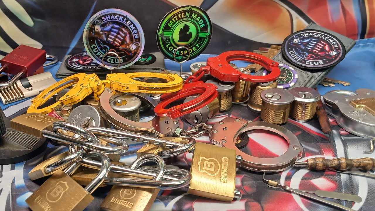 Lockpicking and Handcuff Escapes - YouTube