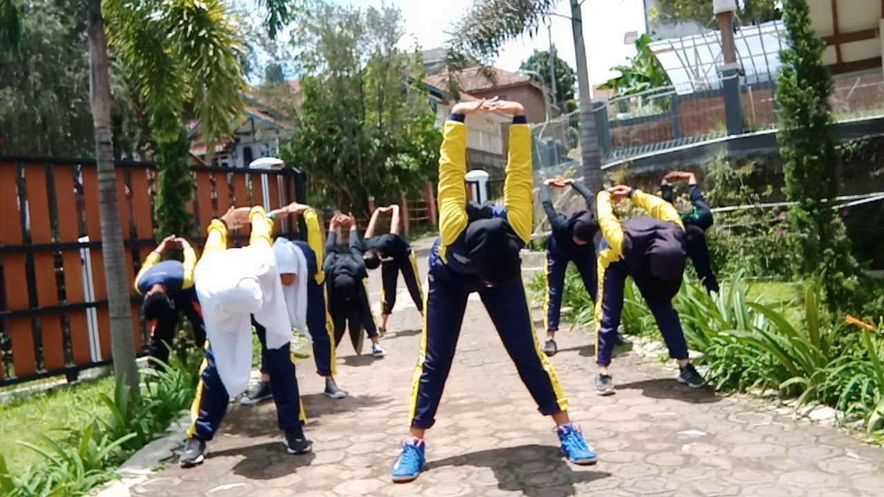 Uprak senam SMAN 1 PARONGPONG #senam #smanpar #olahraga #pjok #sehat ...