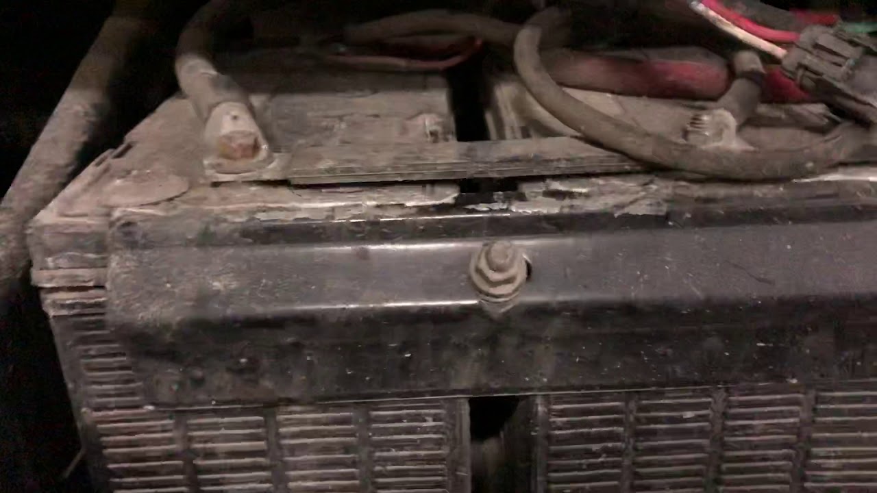 Truck Battery - YouTube