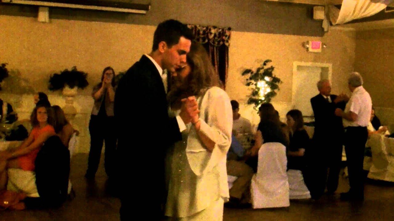 Mother-Son dance: - YouTube