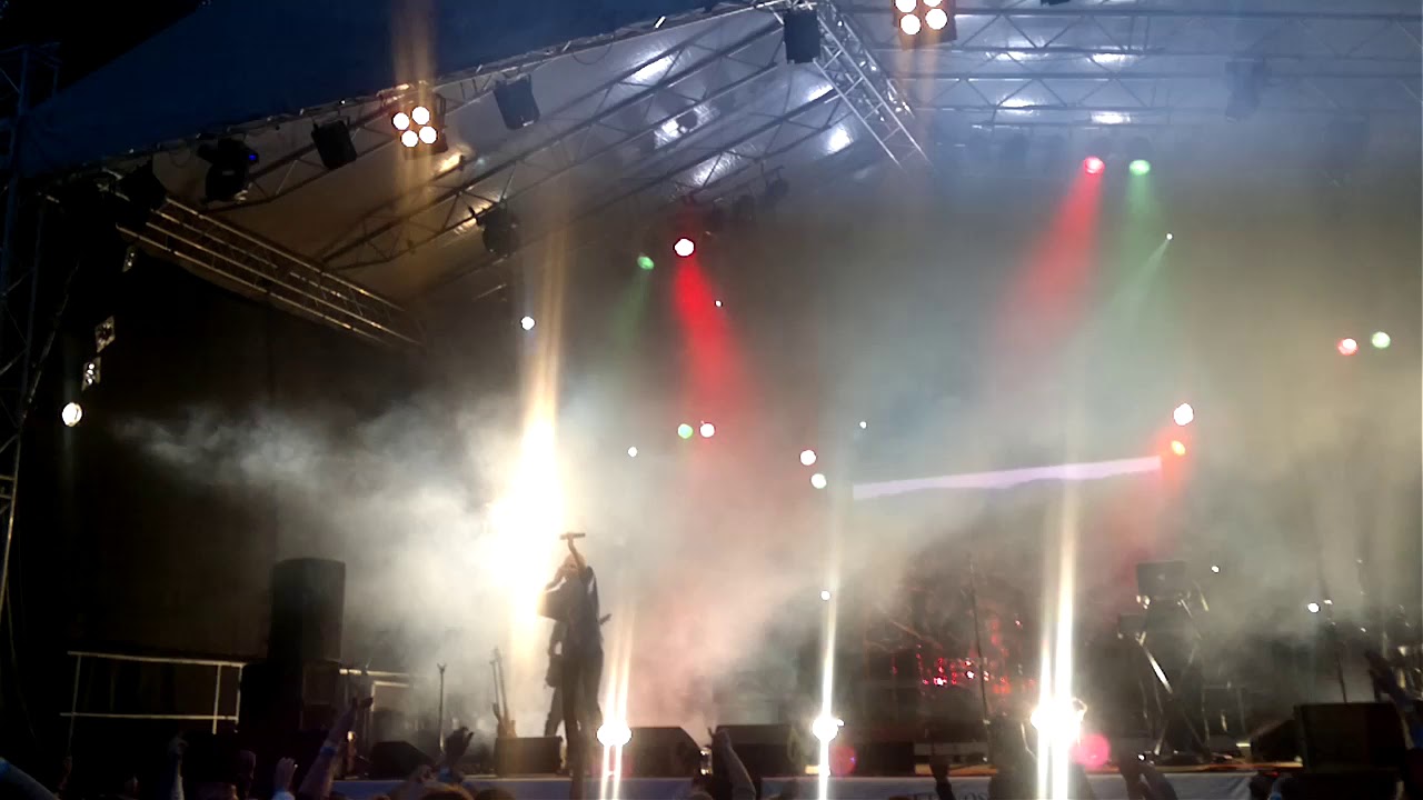 empti 'diskoteka'@tamsta muzika'11 - dainu slenis varena - YouTube