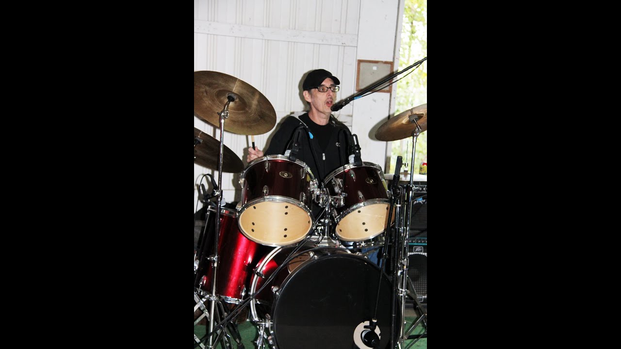 Strategy at Eagle Days 2015 featuring Dave Temple on vocals - YouTube