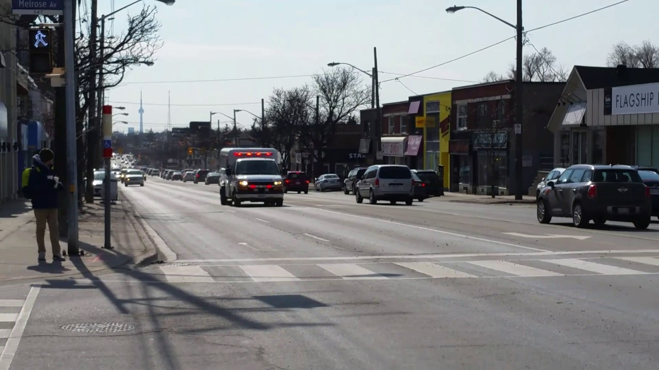 Toronto EMS Ambulance responding - YouTube
