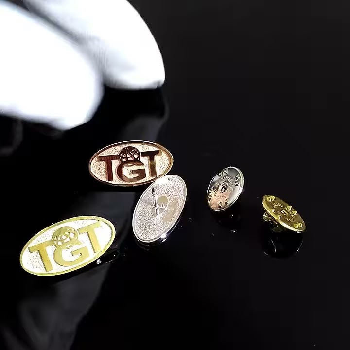 Нагрудные золотые значки на лацкан пиджака с логотипом TGT Oilfield ...