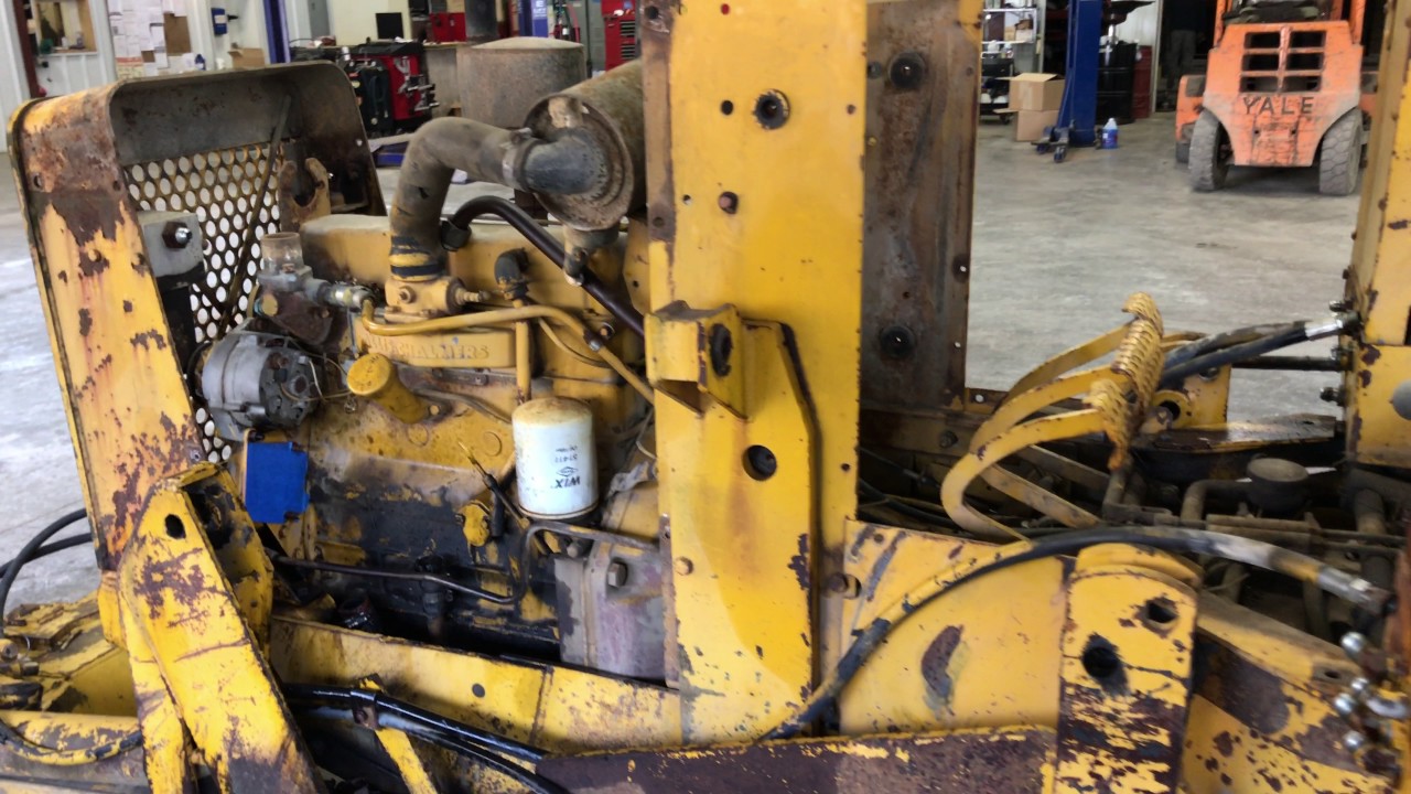 2200 Diesel Engine From a Fiat Allis / Allis Chalmers 653 Machine - YouTube