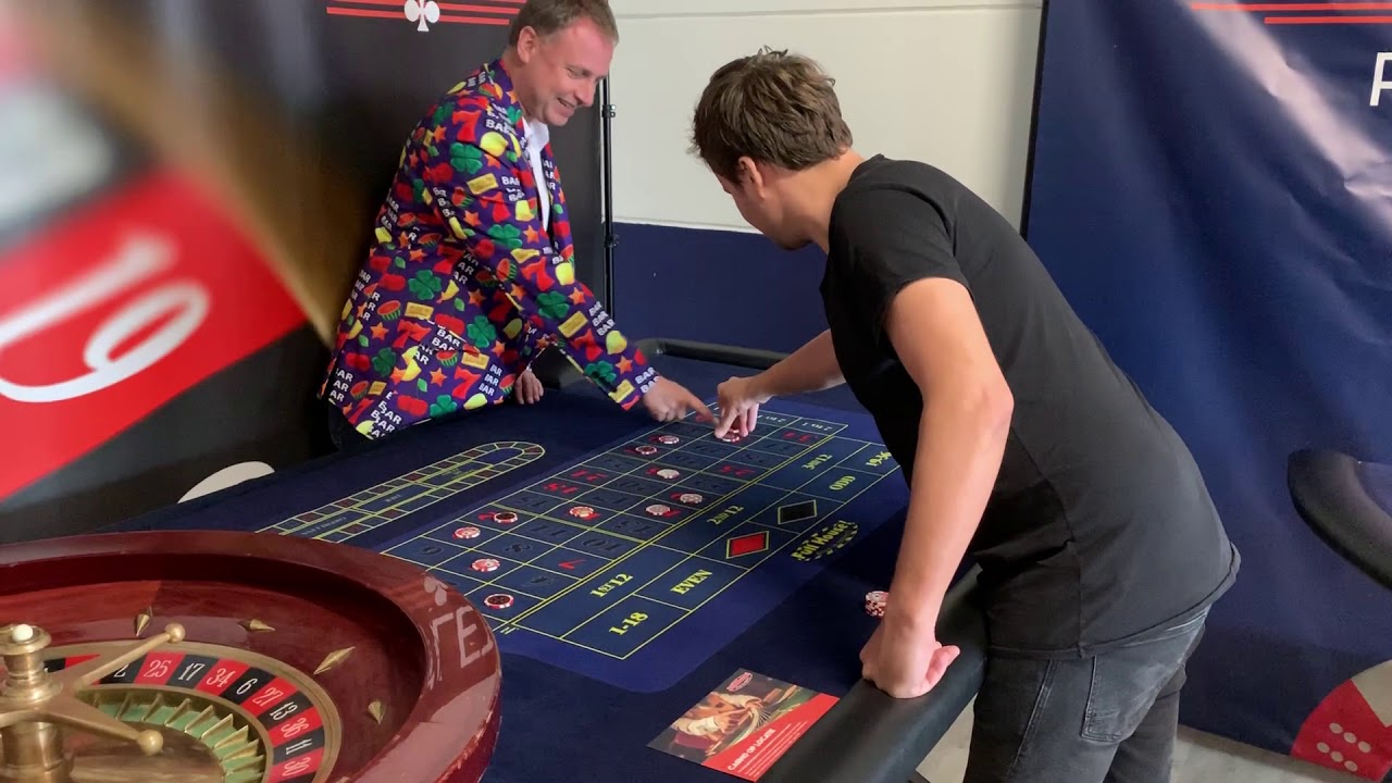 The Red Snake Roulette - YouTube