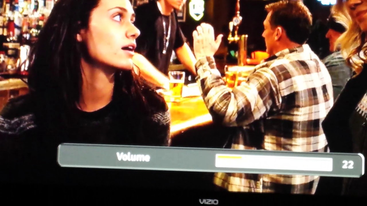 Shameless - Amy Smart bar scene - YouTube