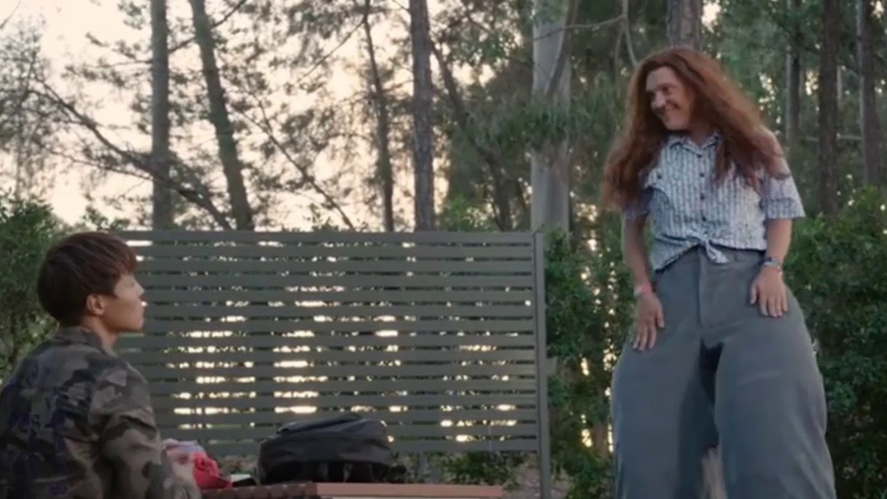 Becky's Song from Chris Lilley's Lunatics - YouTube